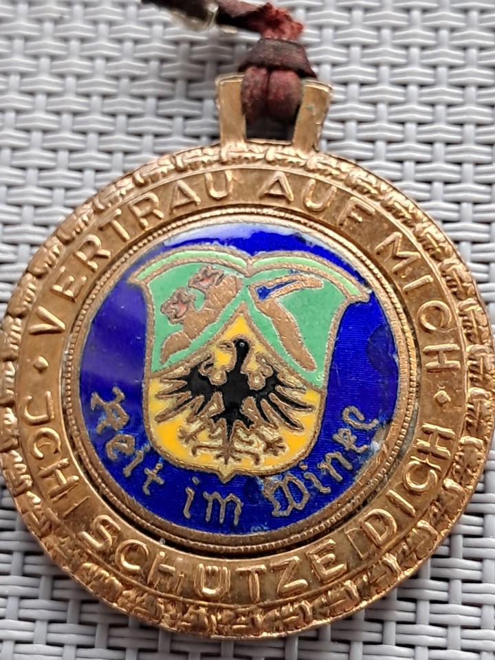 WW2 GERMAN original Gebirgsjäger soldiers locket for good luck War ...