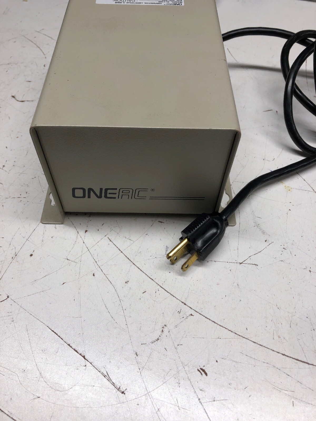 ONEAC BRAND NEW CL-1102 POWER LINE CONDITIONER 240 Watts 120 Volts ...