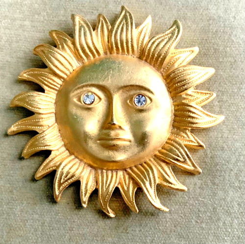 VINTAGE UNSIGNED SUN PIN BROOCH RHINESTONE EYES LARGE GOLD TONE | eBay