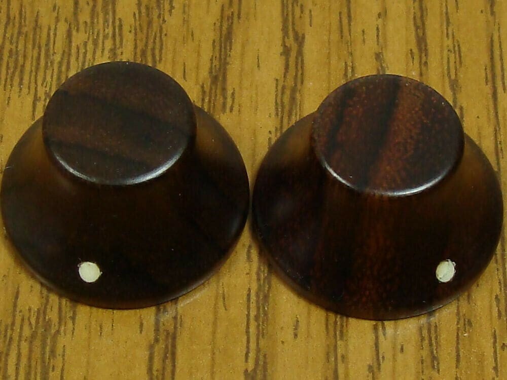 Fender control knobs for sale > guitarandbassparts.com