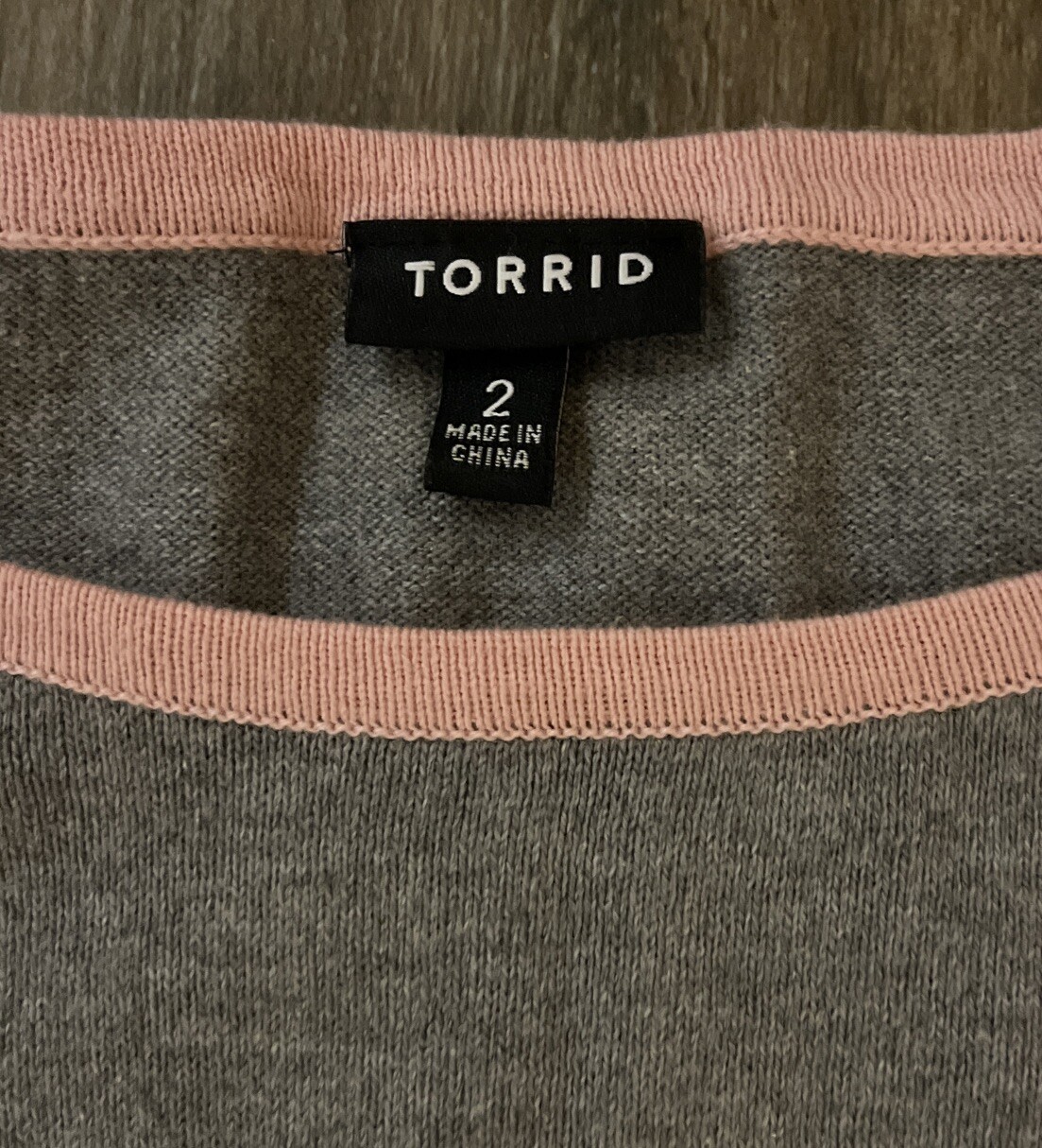 TORRID LOVE Soft Knit Pullover Sweater Gray/Pink Size 2 2X | eBay