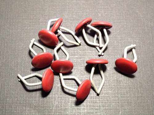 10 pcs NORS round headed capped red push in trim clips fasteners Chevy ...