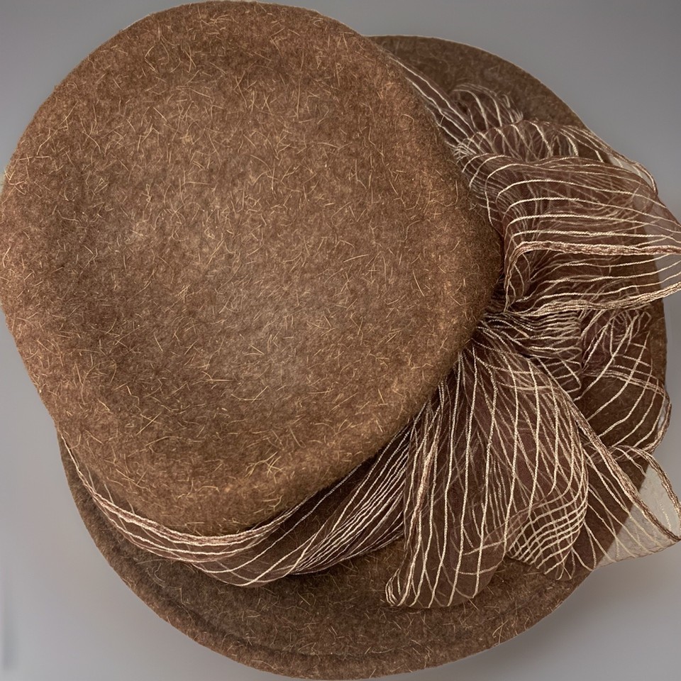Vintage Dress Hat. Felt Ladies' Elegant Bow hat color:Caramel Amber ...