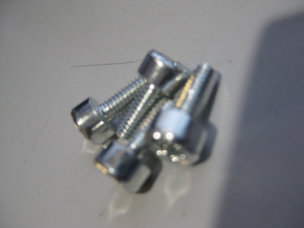 Lot of 4 - T27 Torx 4MM 10MM Bolt Spline screw IS-M4x10 for Stihl 9022 ...