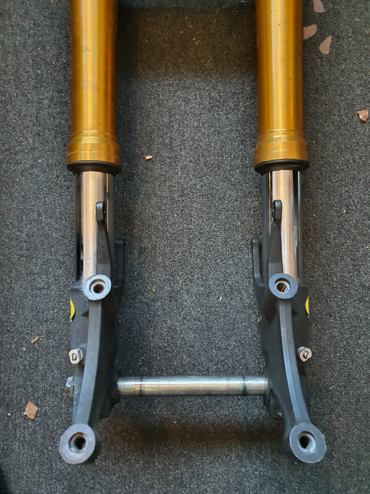 YAMAHA R1 4C8 2007 2008 FRONT FORKS SUSPENSION YOKES | eBay UK