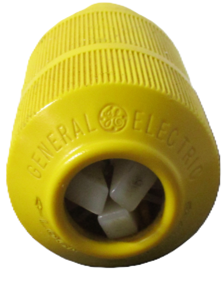 GE - General Electric Yellow L5--20A amp 125 volt Plug NEMA L5-20P Twist lock | eBay