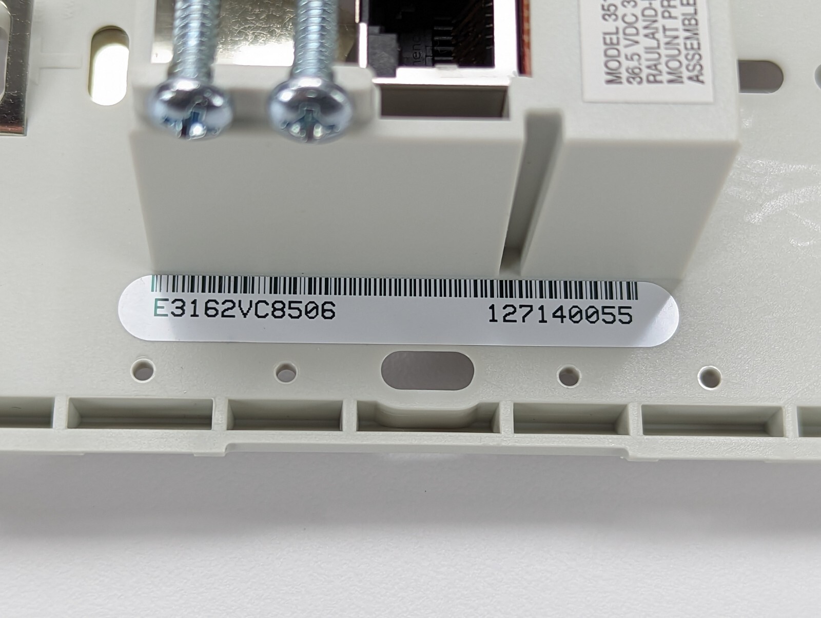 Rauland Responder 5 351201 Console Receptacle VC8506 *NEW* | eBay