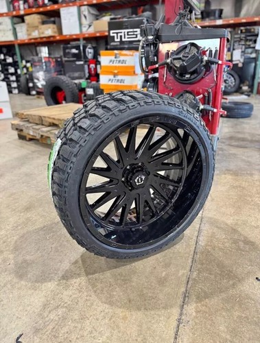 24x12 TIS 547B WHEELS RIMS 33" MT TIRES FORD F250 F350 EXCURSION FX4 ...