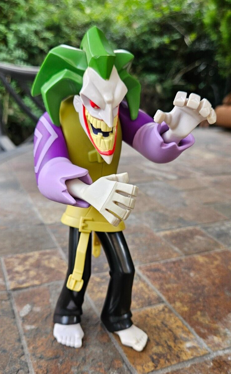 Joker Straight Jacket OAFE The Batman: Card Attack Joker Review