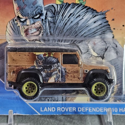 Hot Wheels Land Rover Defender 110 Hard Top - 2022 Batman 3/5 - Land ...