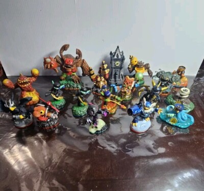 Mixed Lot of 18 Skylanders Giants Swap Force Trap Team Spyro See Photos ...