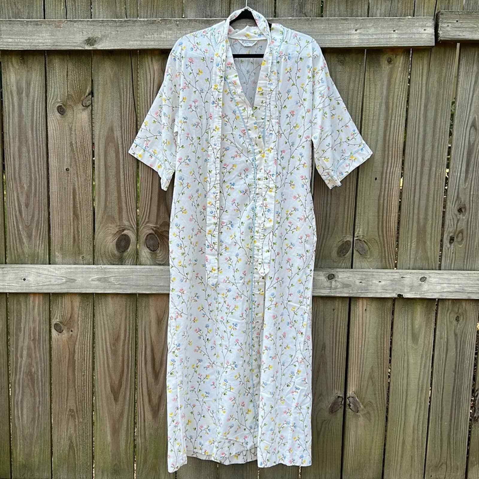 Vintage Kayser Floral Cottagecore Robe - Gem