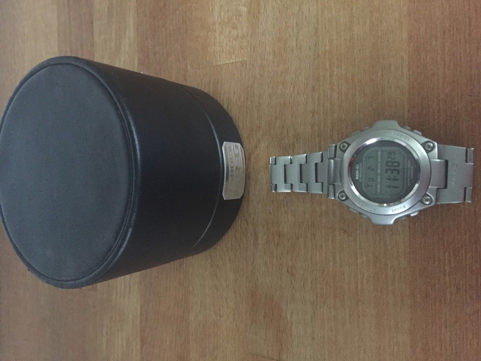 Very Rare 1st Edition Casio Steel G-Shock Mens Watch - Offers ...