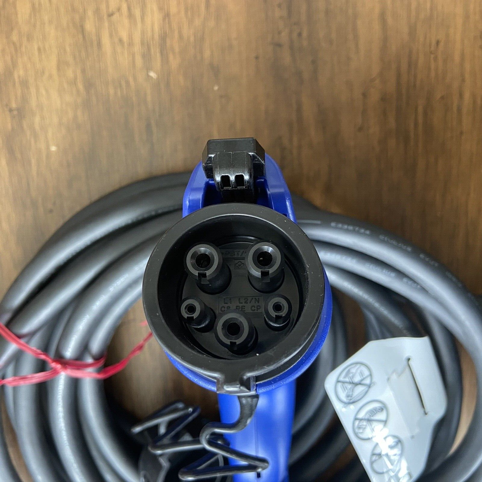 Lexus EV Charger NX 450h+ NX450 electric Plug in Hybrid PHEV charging ...