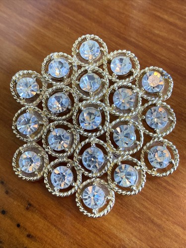 vintage rhinestone circle cluster - Gem