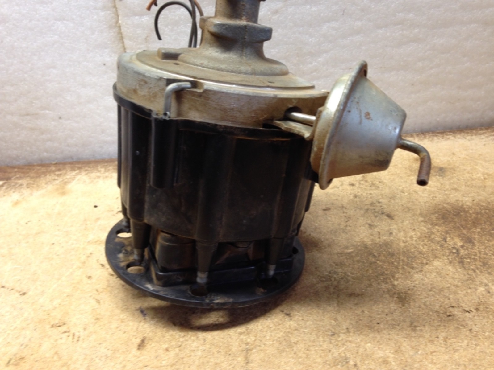 Delco Remy Distributor 1103260 Date Code 7E19 for 1977 BUICK 403 CU IN ...