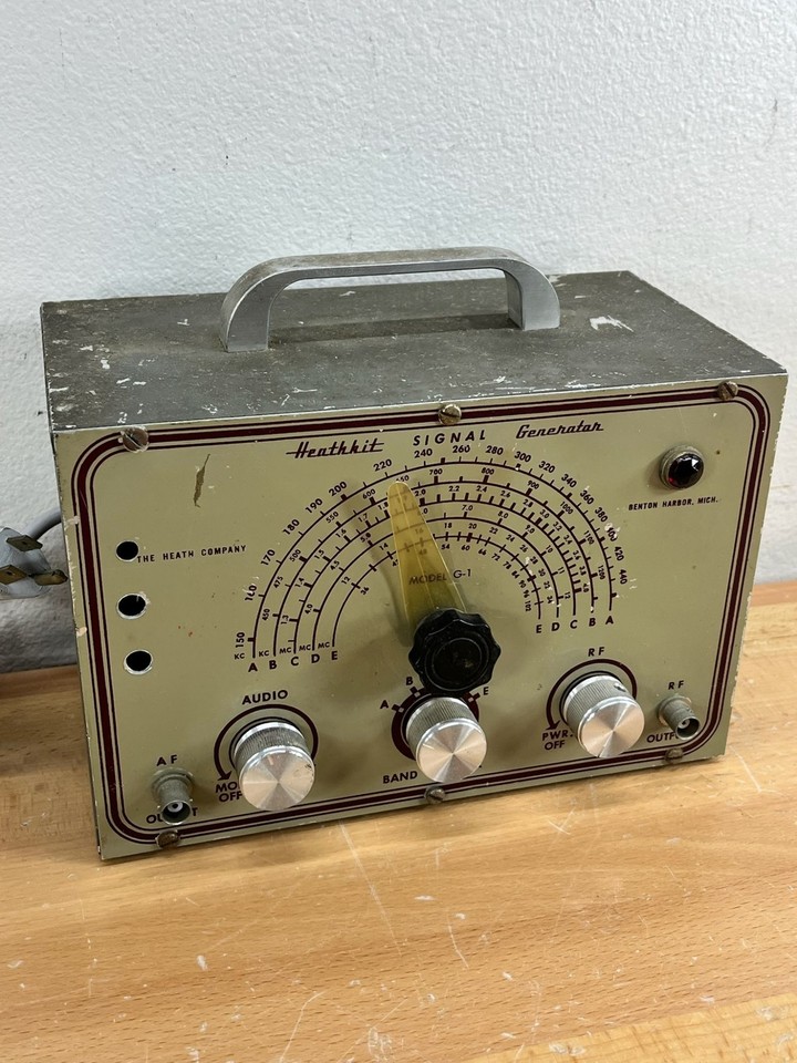 Vintage Heathkit Laboratory Type Signal Generator Model G-1 | eBay