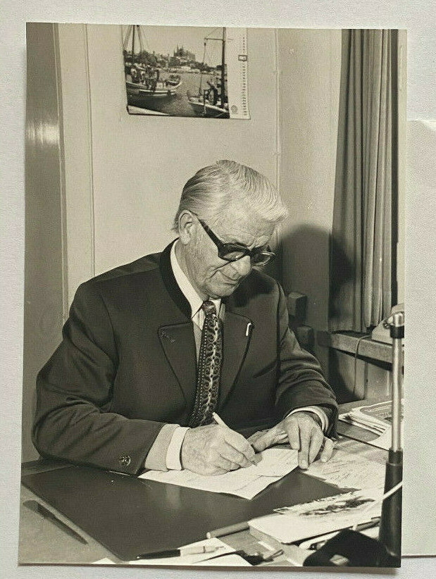 Hans Bertram - Flugpionier - original Autogramm - Größe 15 x 10 cm ...