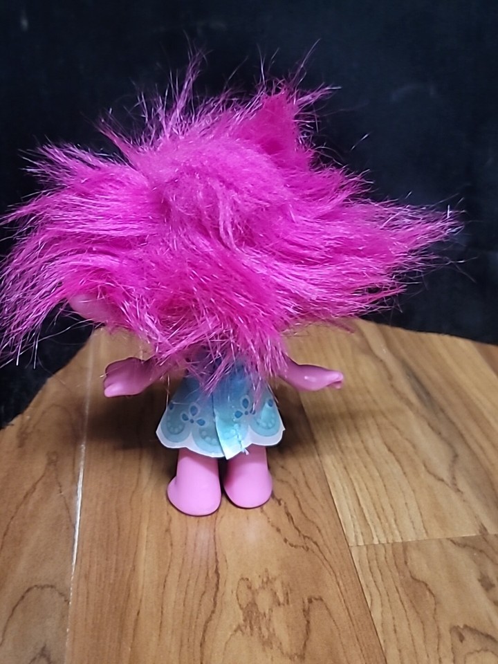 Hasbro Troll Doll 2015 Pink Hair Movable Arms, Legs And Head | eBay