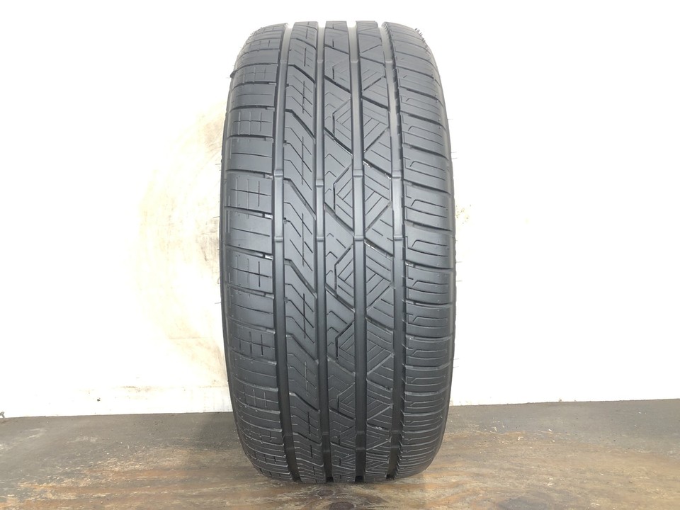 [1] Road Hugger GTZ P245/40ZR19 245 40 19 Tire 9.75/32 | eBay