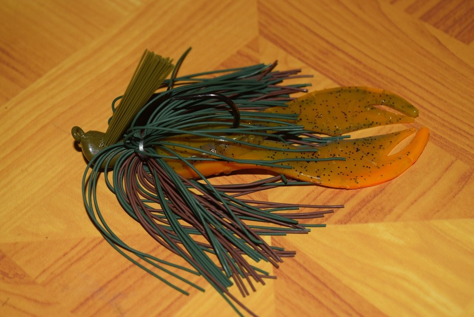 CUSTOM LIVING RUBBER BASS JIGS | eBay