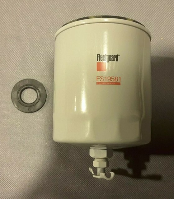 FS19581 Fleetguard Fuel Filter Water Sep. Replaces Bobcat 6667352 for ...