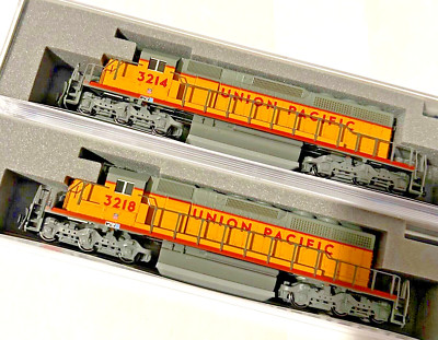 KATO 1764829 + 1764828 N 2 LOCO SET EMD SD40-2 UP 3218, 3214 176-4829 ...