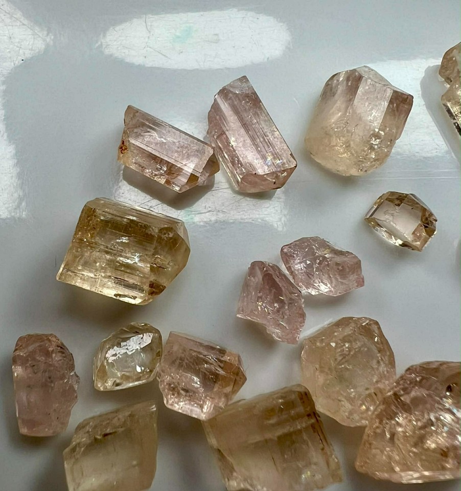 130 Carat Ultra Rare !!! Imperial Katlang Topaz Crystals Lot @PAK | eBay