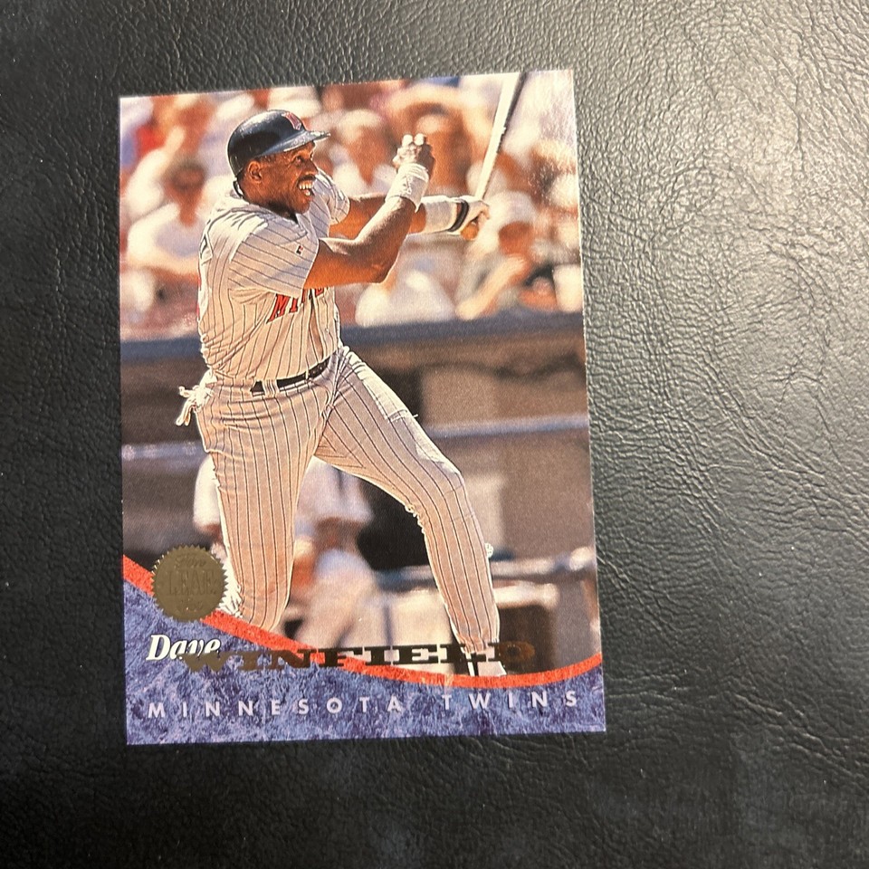 C54c Dave Winfield #137 Minnesota Twins 1994 Leaf | eBay