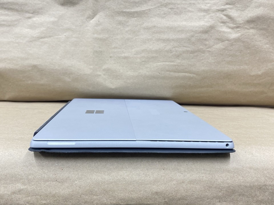 Microsoft Surface Pro 6 - 12" 2736*1824 - i7-8650U - 8GB - 256GB - Win ...