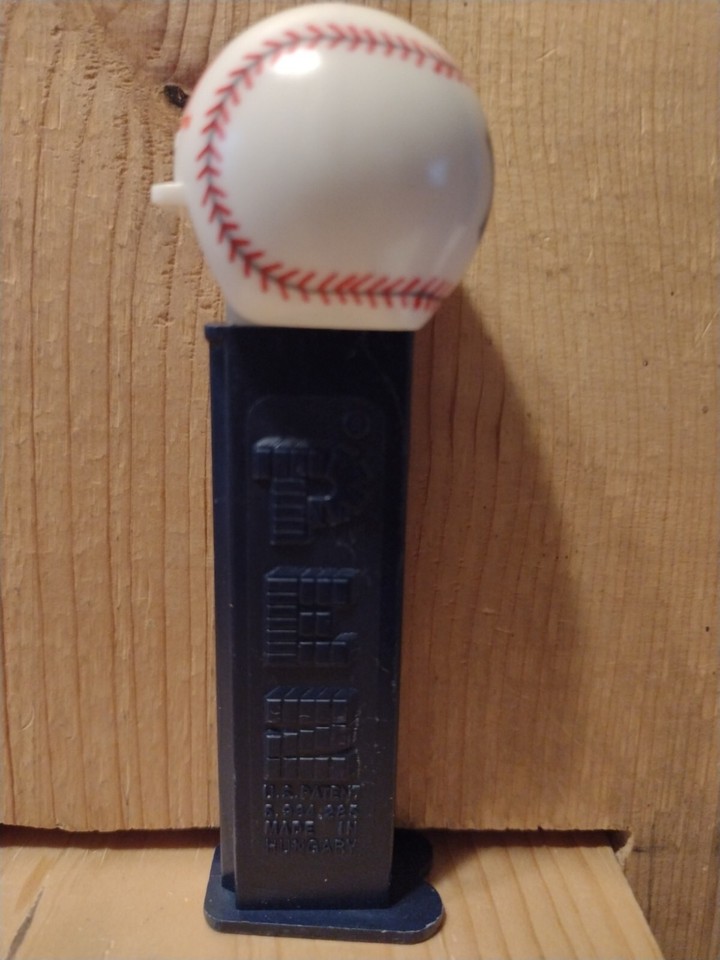 Pez Candy Dispensers, N.Y. YANKEE BASEBALL | eBay