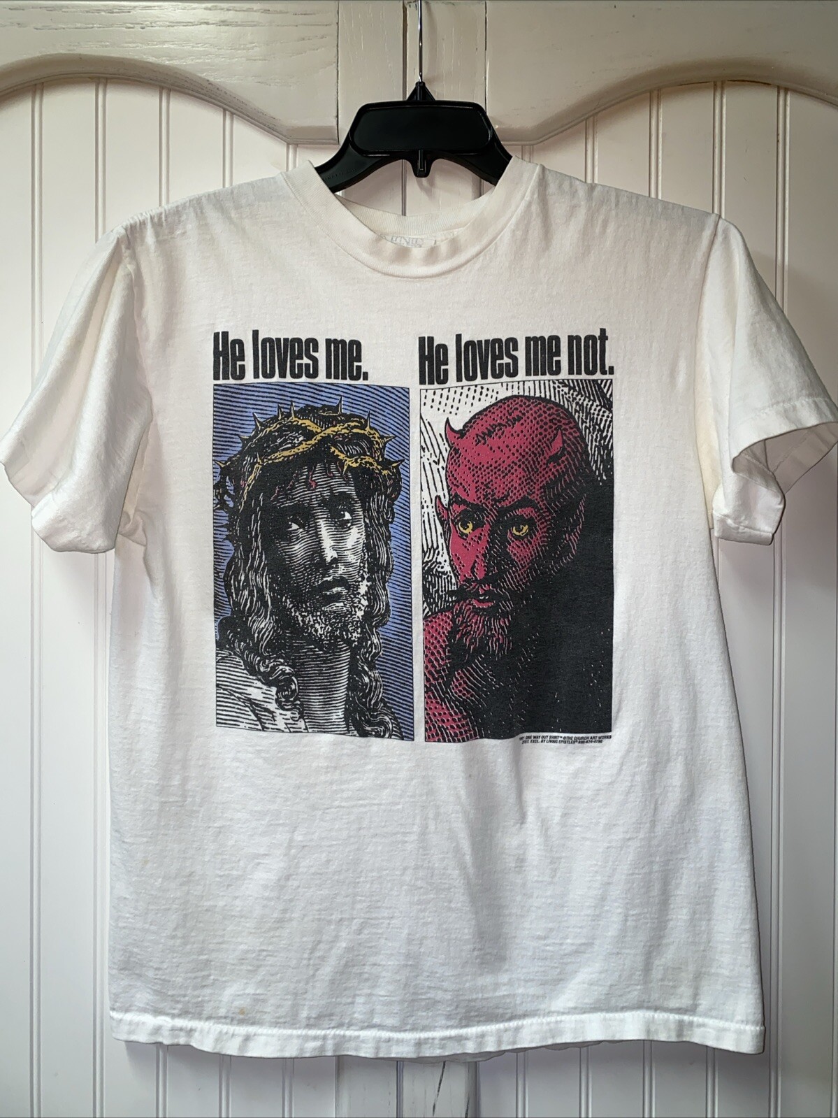 Jesus vs Satan He Loves Me He Loves Me Not Shirt L - Gem