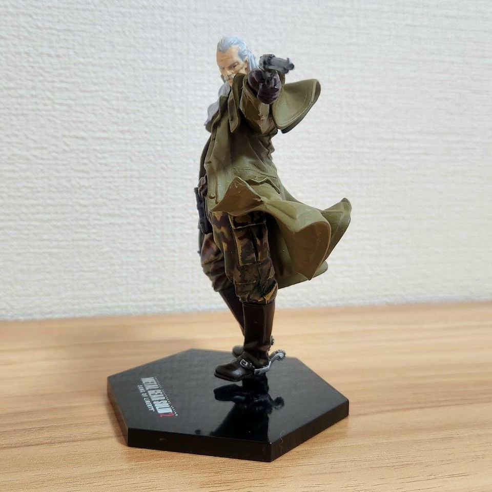 Figure Revolver Ocelot Metal Gear Solid 2 | eBay