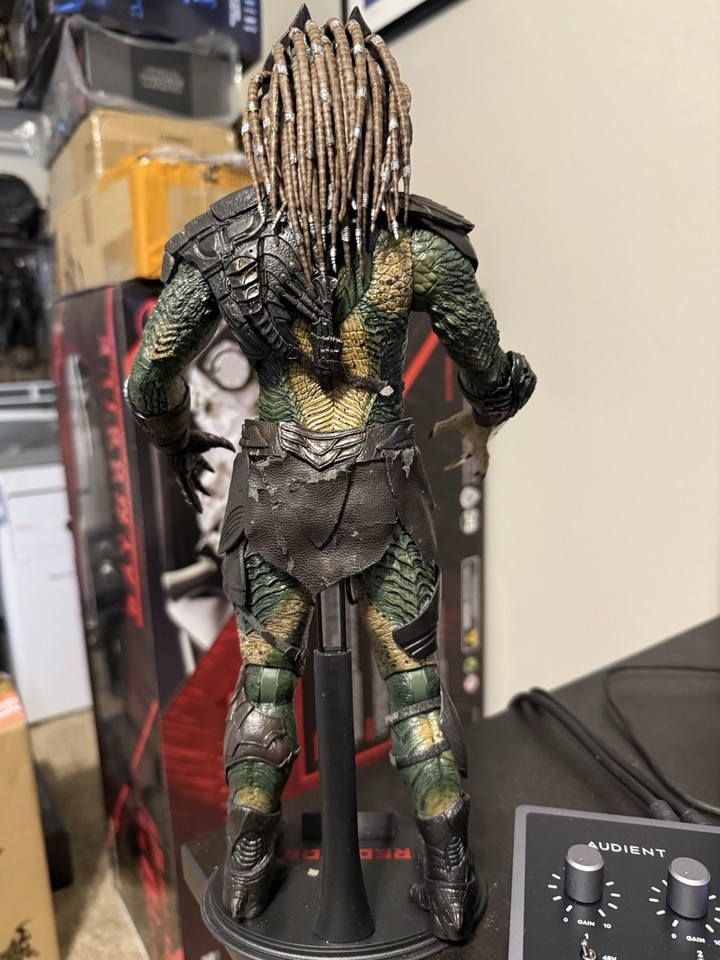 Hot Toys MMS137 Predators: Falconer Predator 1/6 Scale | eBay