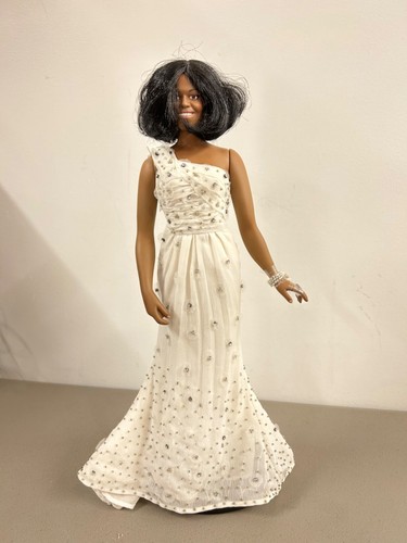 Michelle Obama 16" Inaugural Ball Porcelain Doll in White from Danbury ...