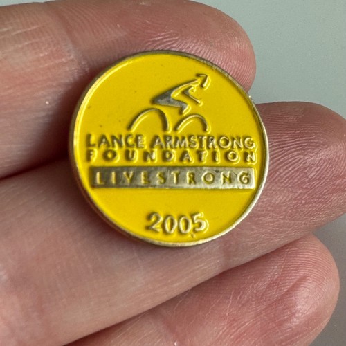 Vintage Lance Armstrong Foundation Livestrong 2005 Yellow Collectors ...