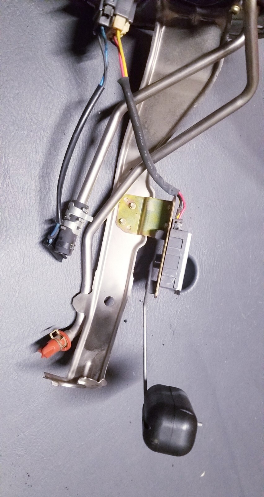 2001 2002 Toyota 4runner Fuel Pump Assembly Housing OEM | eBay