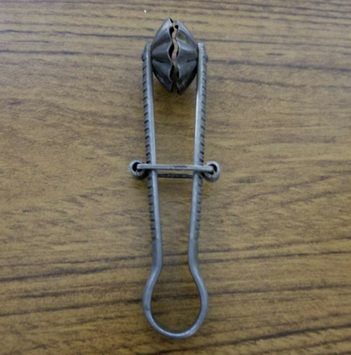 Antique Victorian Clam-Shell Skirt Lifter - VGC - Gem