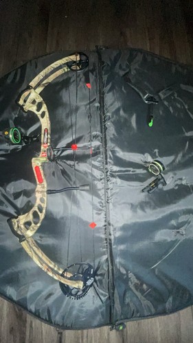 PSE Stinger x 70lbs. Compound Bow Camo With Case | eBay