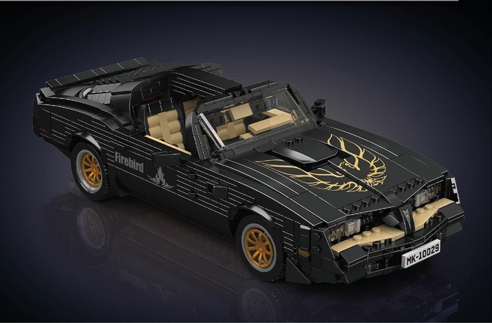New In Box | Black Firebird Trans AM with Gold Phoenix, 1:14 Scale ...