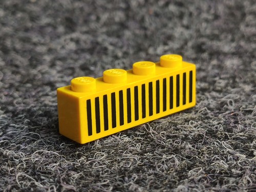 Lego 1 x 3010p04 gelb bedruckt 1 x 4 schwarze Streifen - 374 162 744 ...