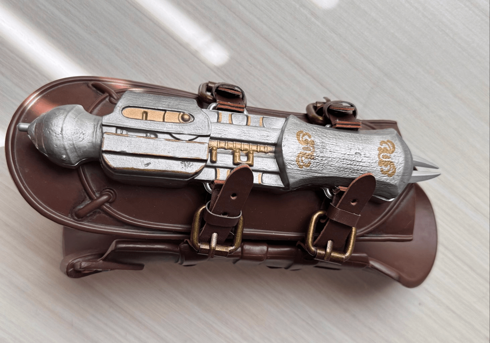ASSASSIN'S CREED ORIGINS ASSASSIN'S BRACER WITH HIDDEN BLADE TOY ...