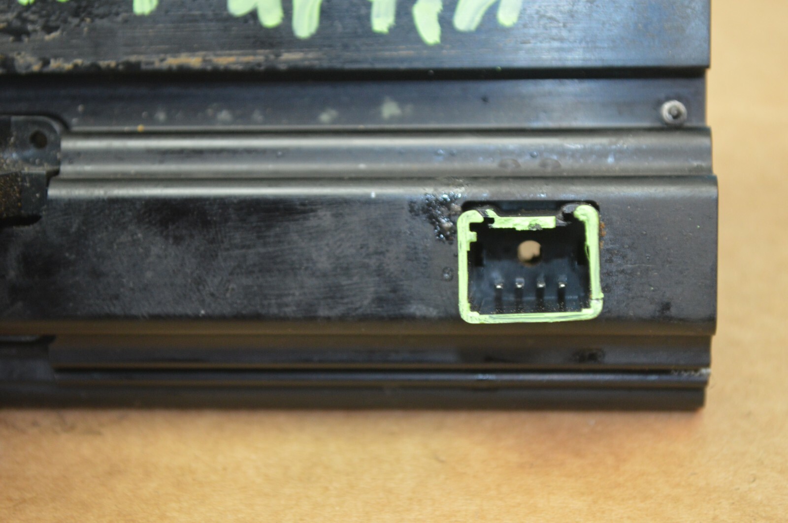 2009 ASTON MARTIN VANTAGE MULTI MEDIA USB ASSEMBLY A2C53278681 | eBay