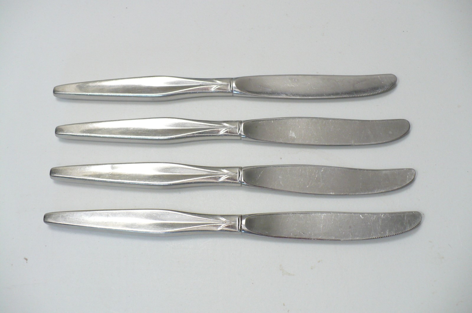 Rogers CONCEPT set of (4) Dinner Knifes 8-1/2" long Stainless 56-1/2 | eBay