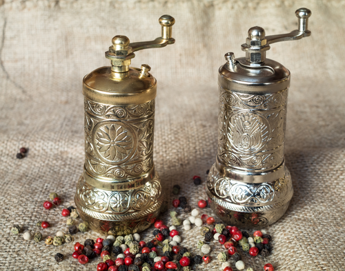 Traditional Turkish Pepper Grinder, Small Vintage Look Mill, 6 Colour ...