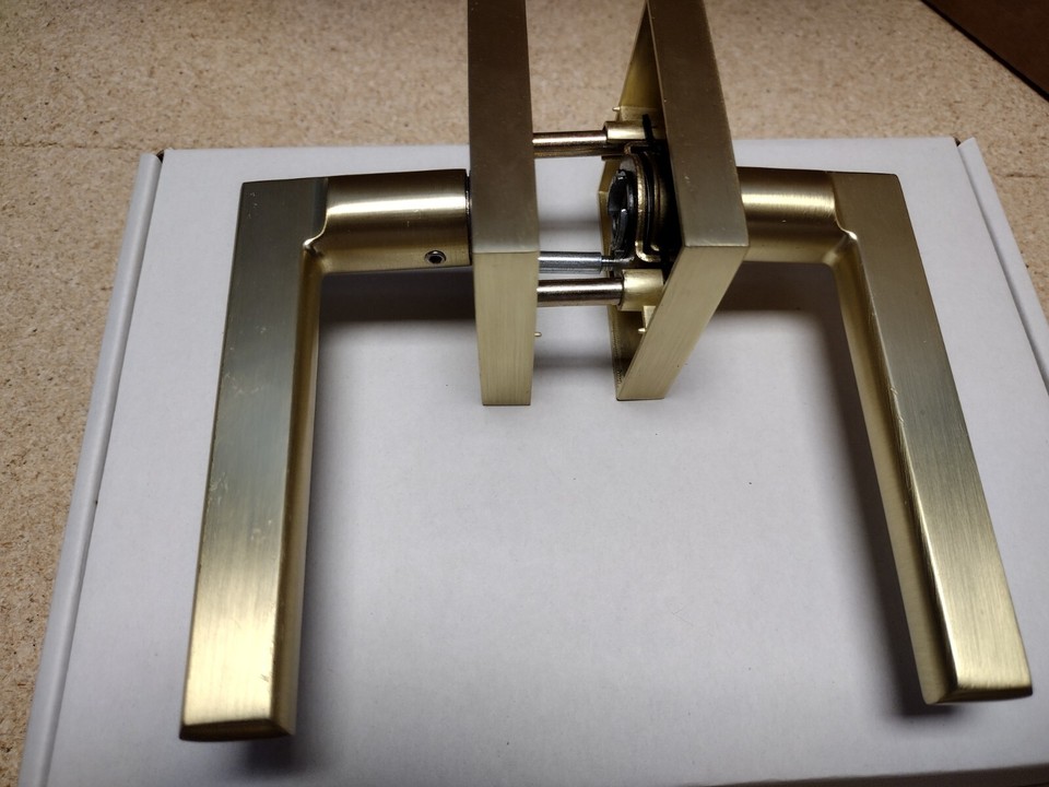 Linkaa, Privacy Door Lever w/Lock, Gold Stain Brass, Keyless Door Lock ...