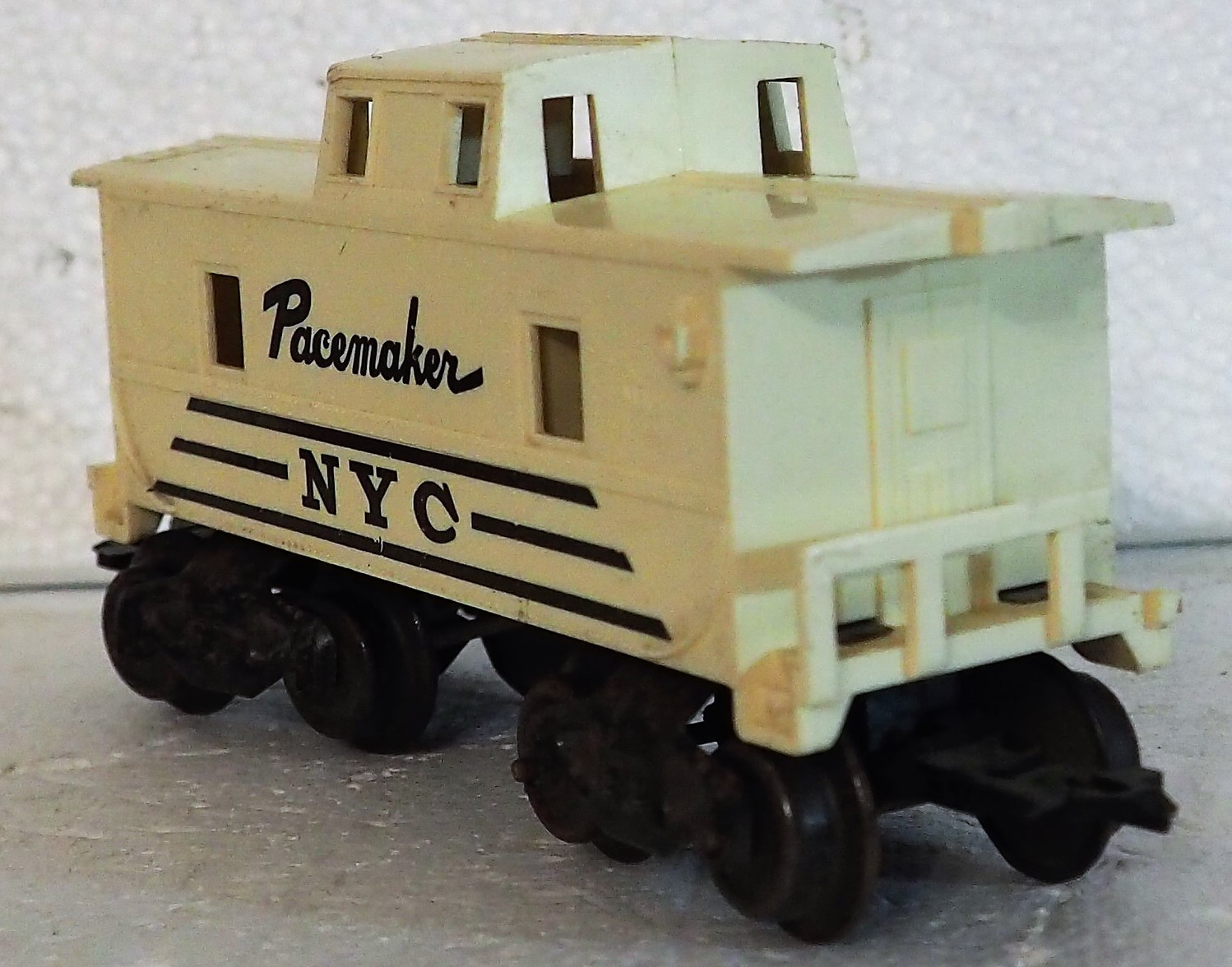 MARX PACEMAKER 0-SCALE CABOOSE - NEW YORK CENTRAL - WHITE | eBay