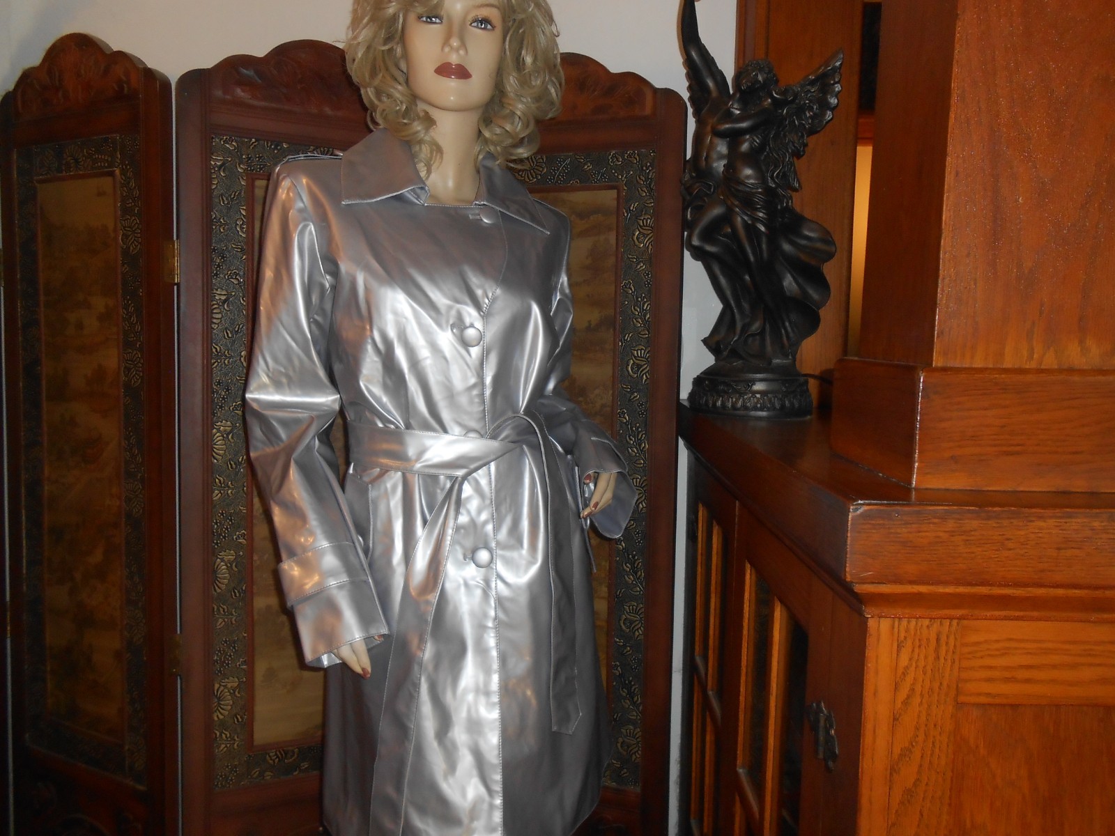 Dennis Basso Shiny Silver Vinyl Trench coat PVC rainc… - Gem
