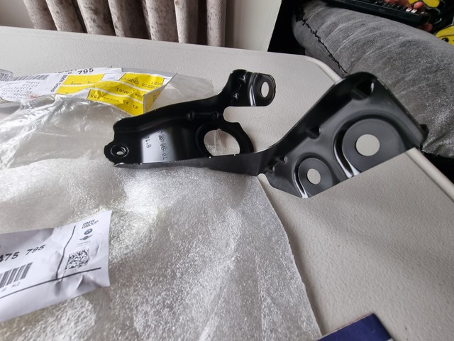 Original BMW Seitenwandstütze Front Left 41357475795 for sale online | eBay