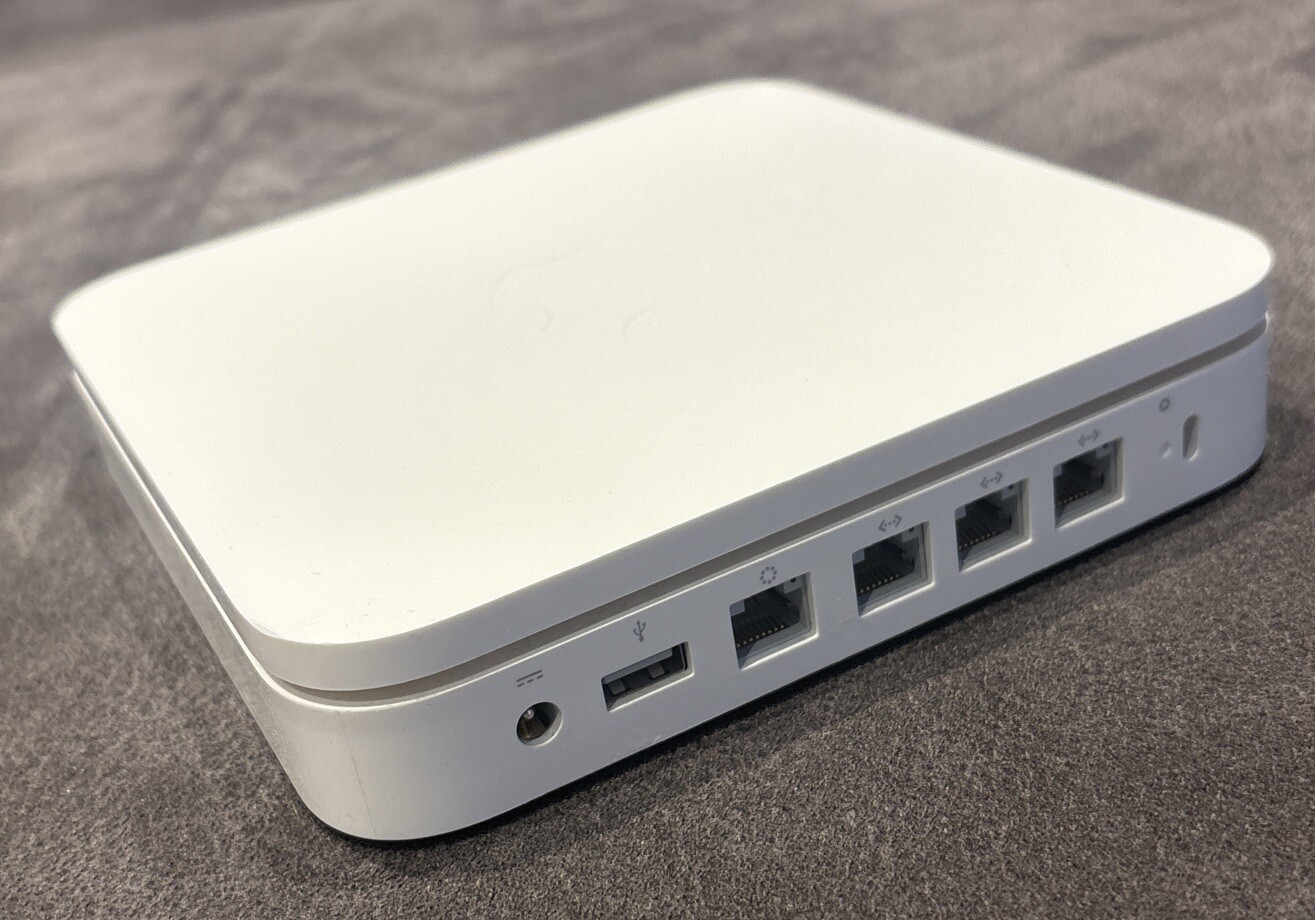 APPLE Airport Extreme Base Station A1408 Router | eBay